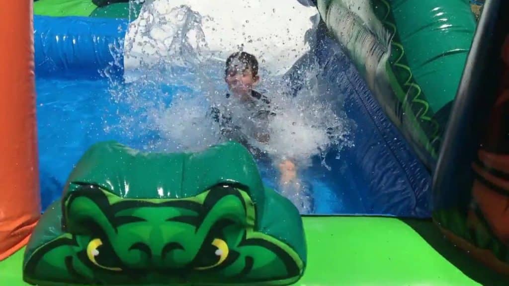 Top Benefits of Playing on a Water Slide – Baileys Events & Amusements