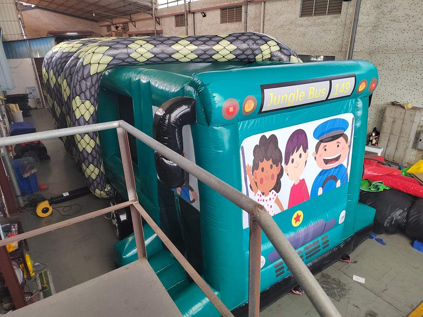 Jungle Bus – Baileys Events & Amusements