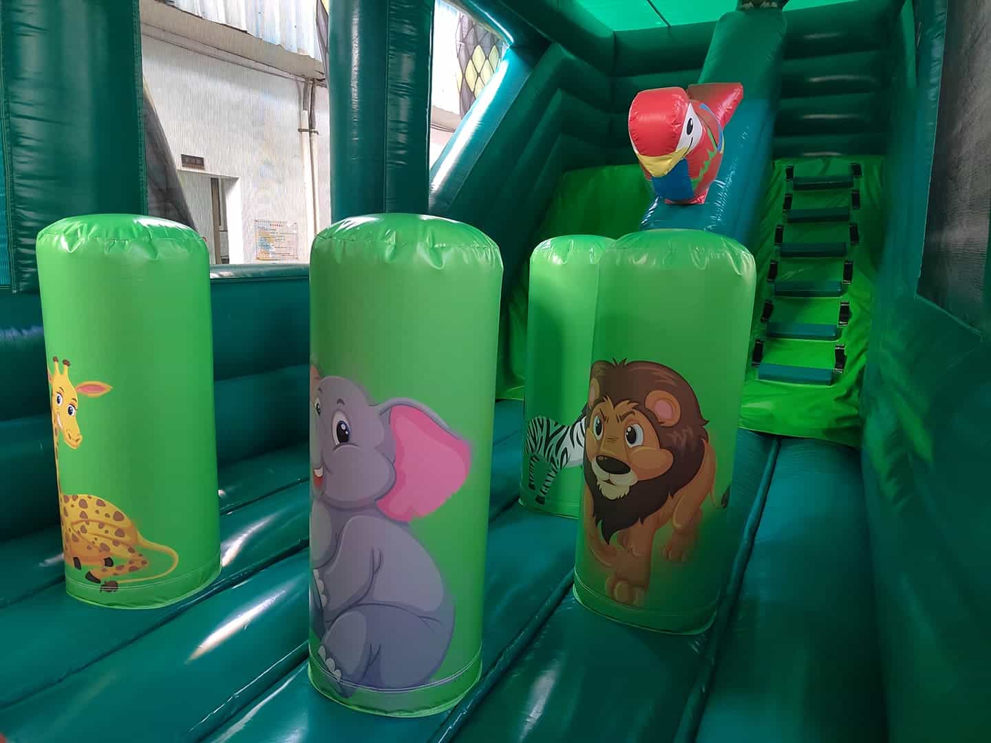 Jungle Bus – Baileys Events & Amusements