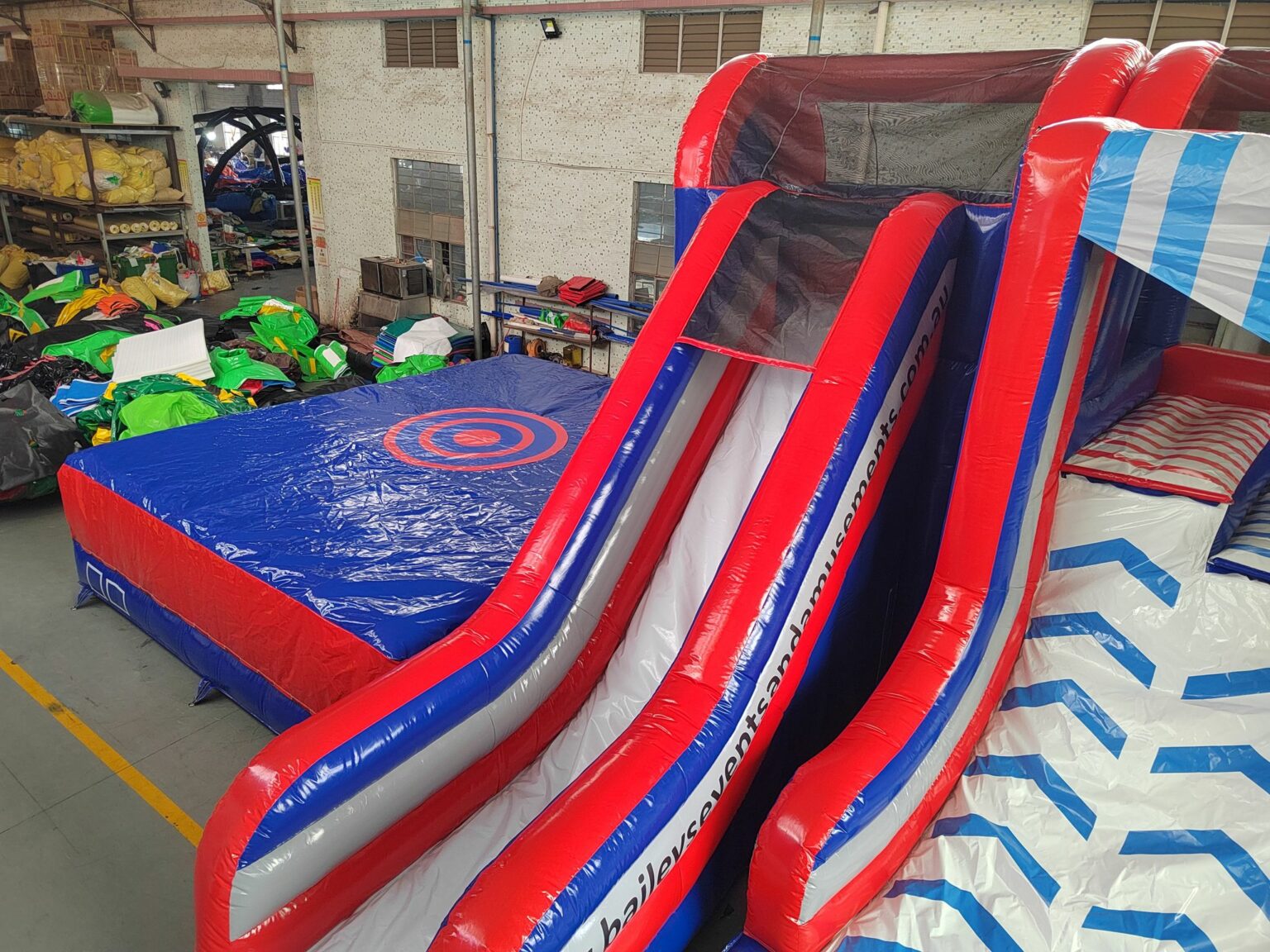 Inflatable Obstacle Course Melbourne - Baileys Events & Amusements